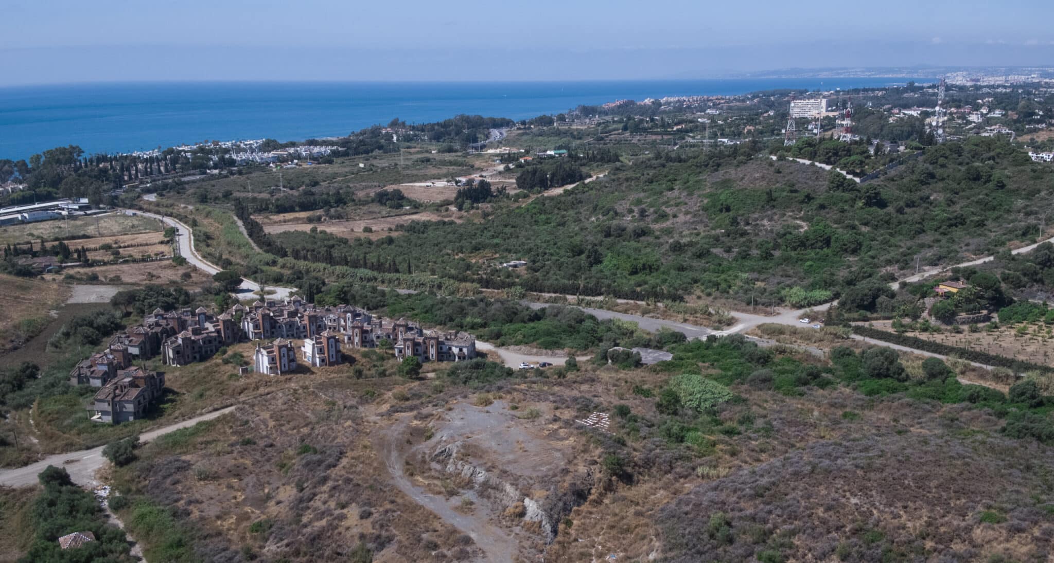 Terreno en venta en El Velerin, Estepona - arquitectura & real estate